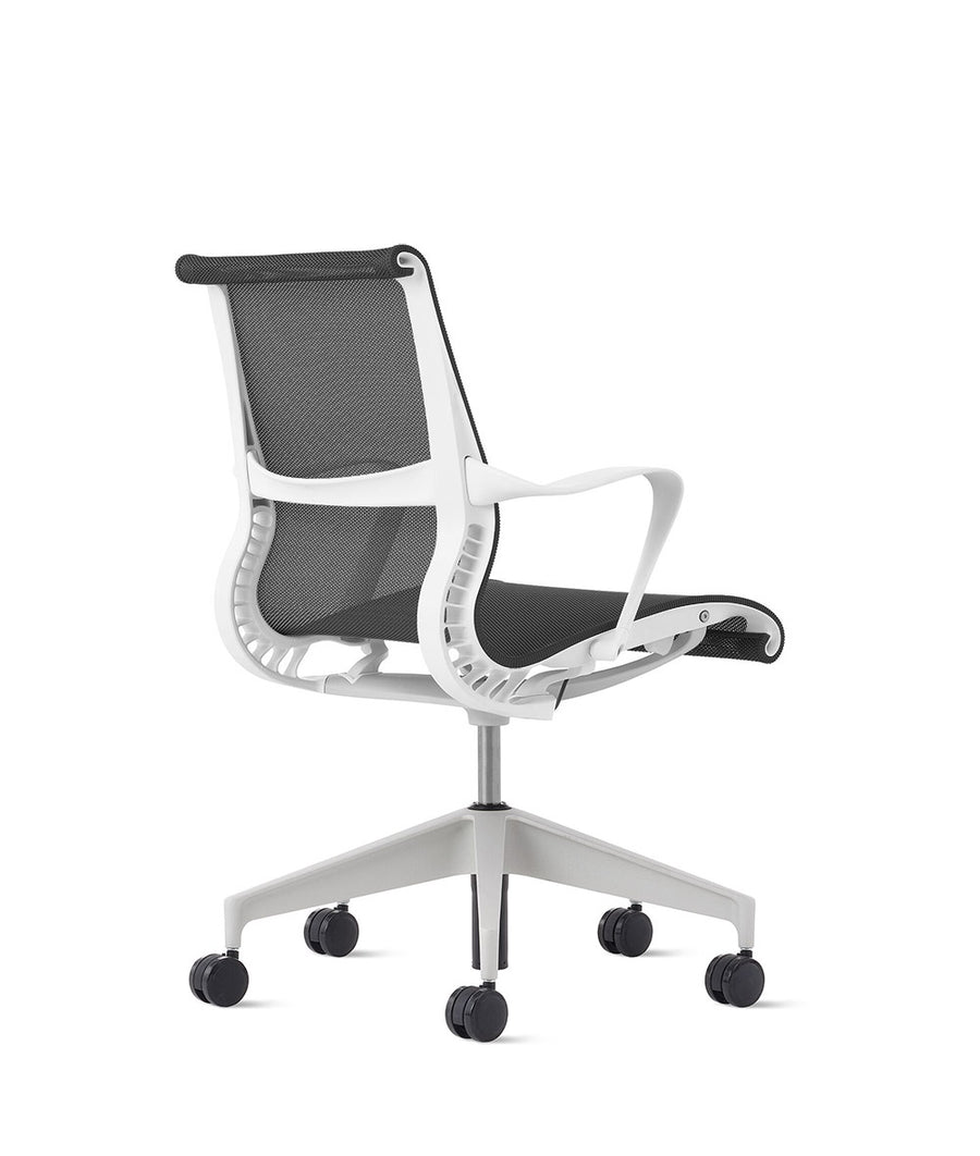 Setu Fixed Arms Chair | Herman Miller
